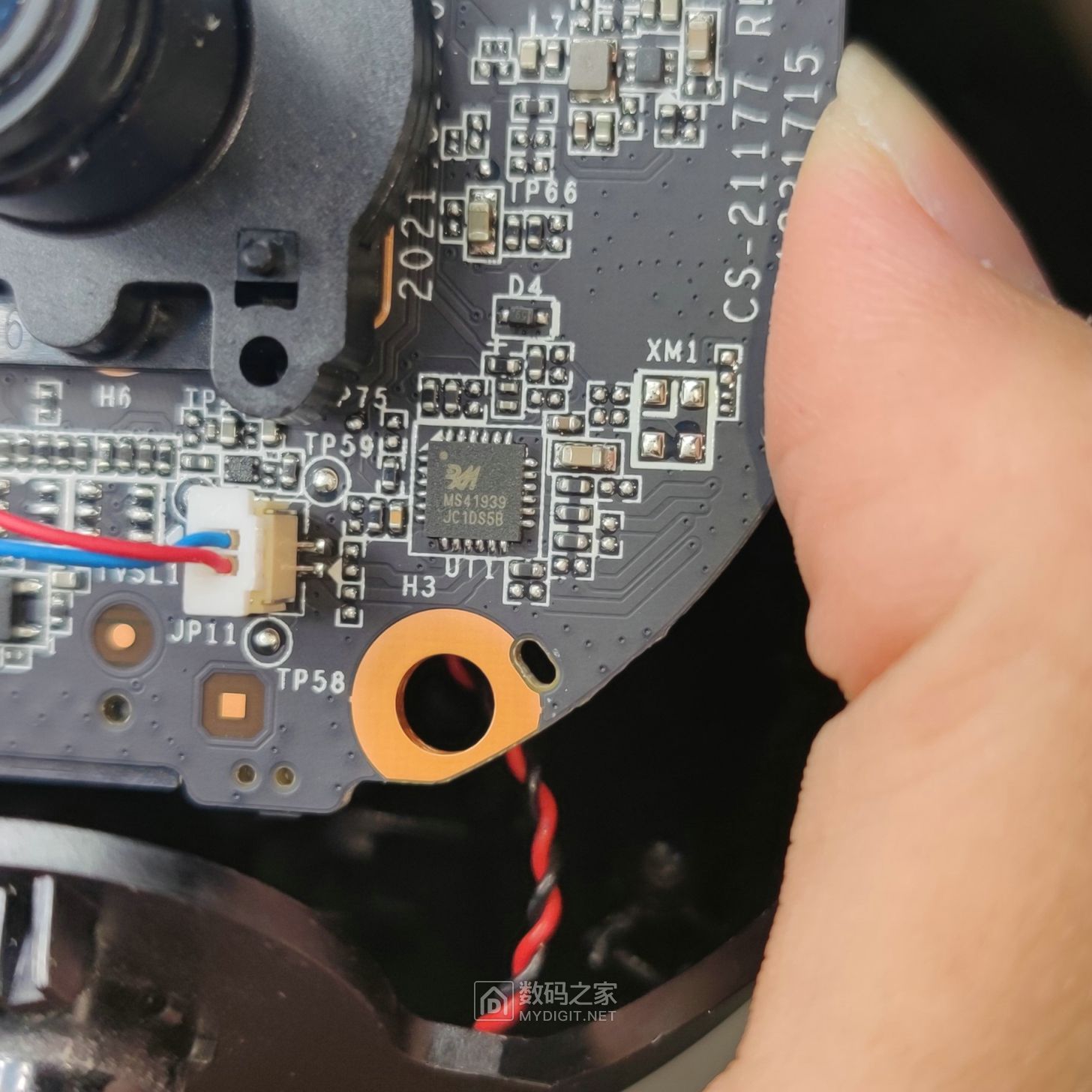 萤石CS-TY4-4WCN四百万监控拆解 - 拆机乐园 数码之家