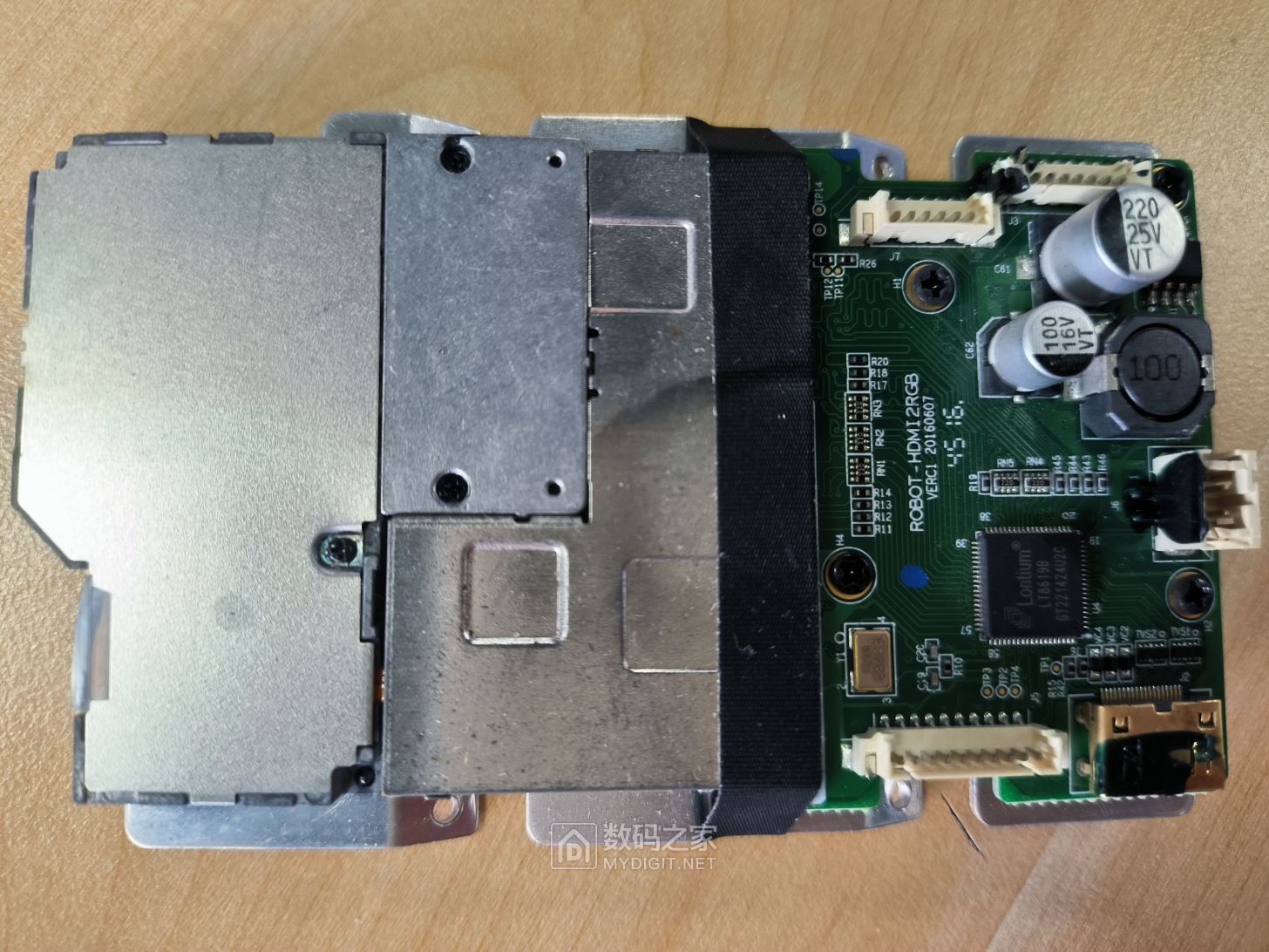 拆颗脑袋研究研究：打令小宝机器人 - 拆机乐园 数码之家