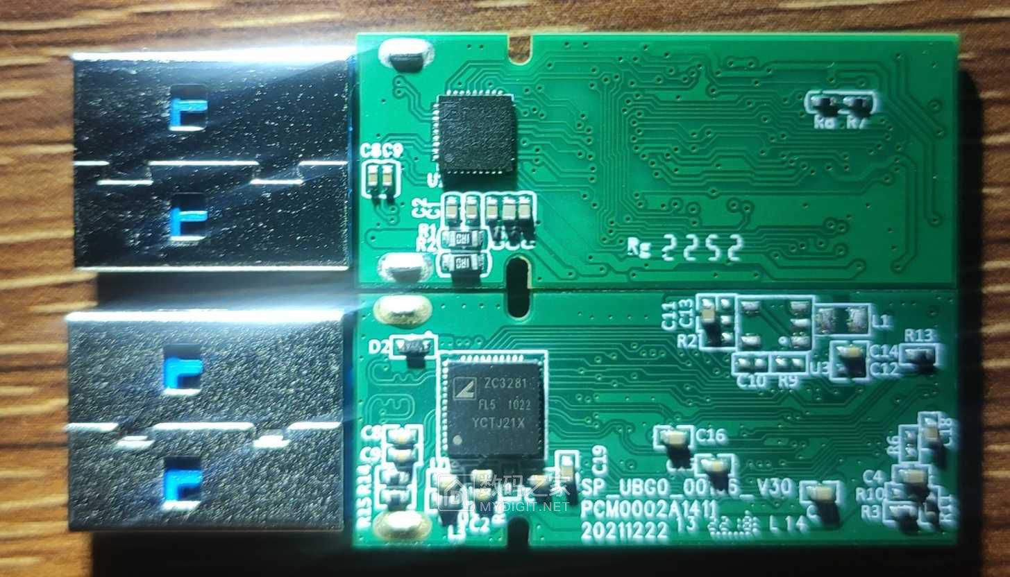 来个zc3281和fc3379bb对比吧 - U盘存储技术 数码之家