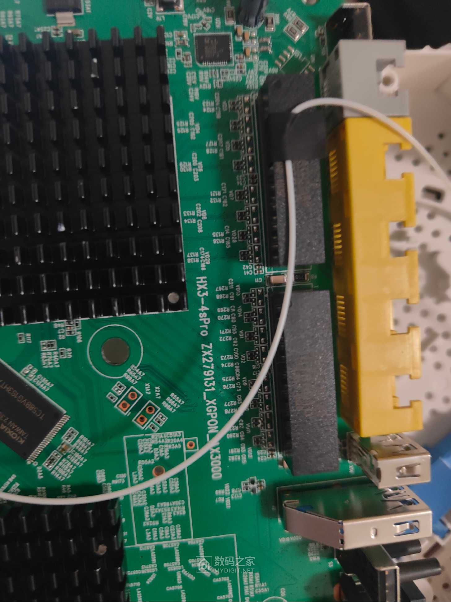 中国移动 hx3-4s pro xgpon光猫拆机 - 拆机乐园 数码之家