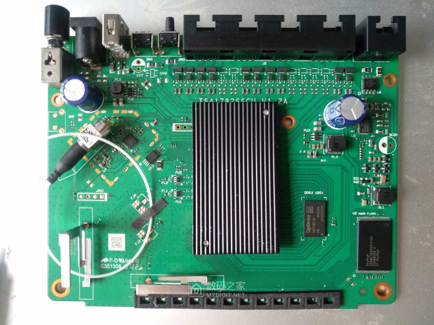 全网首拆 天邑TEWA-802G 光猫 - WiFi/路由器 数码之家