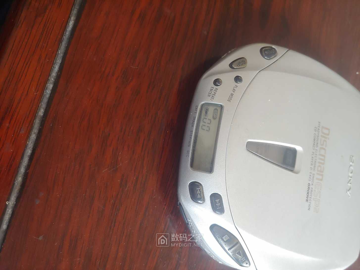 SONY D-E445 CD随身听拆解 - 拆机乐园 数码之家