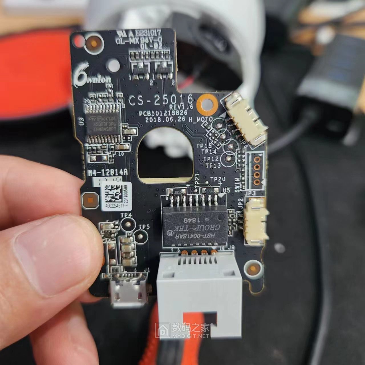 拆解萤石网络摄像头：EZVIZ CS-C6C-3B1WFR - 拆机乐园 数码之家