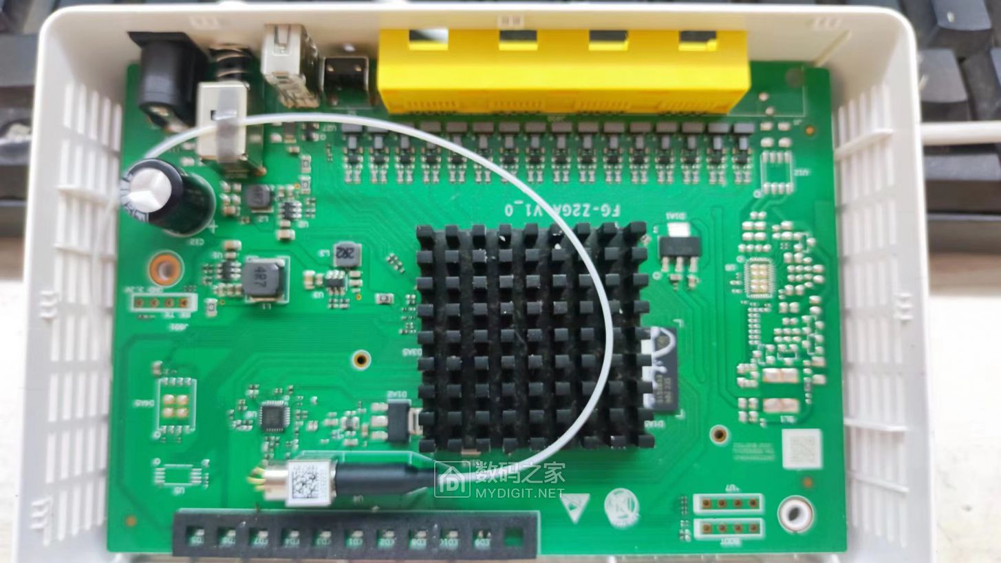 中国移动TEWA-272光猫拆机鉴赏 - 拆机乐园 数码之家