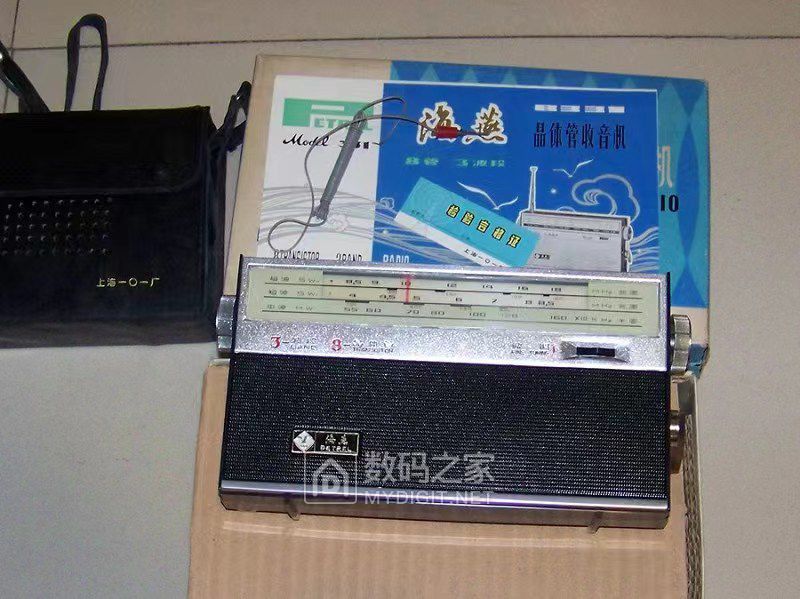 全新的海燕B331晶体管收音机欣赏 - 拆机乐园 数码之家