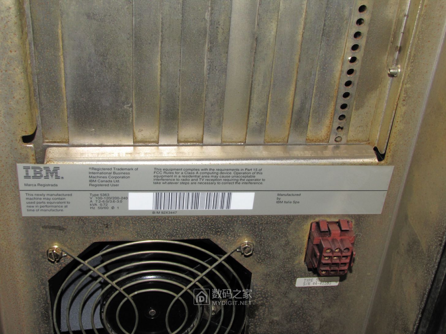 80年代的 IBM system 36（IBM 5363）拆机展示 - 硬件博物馆 数码之家