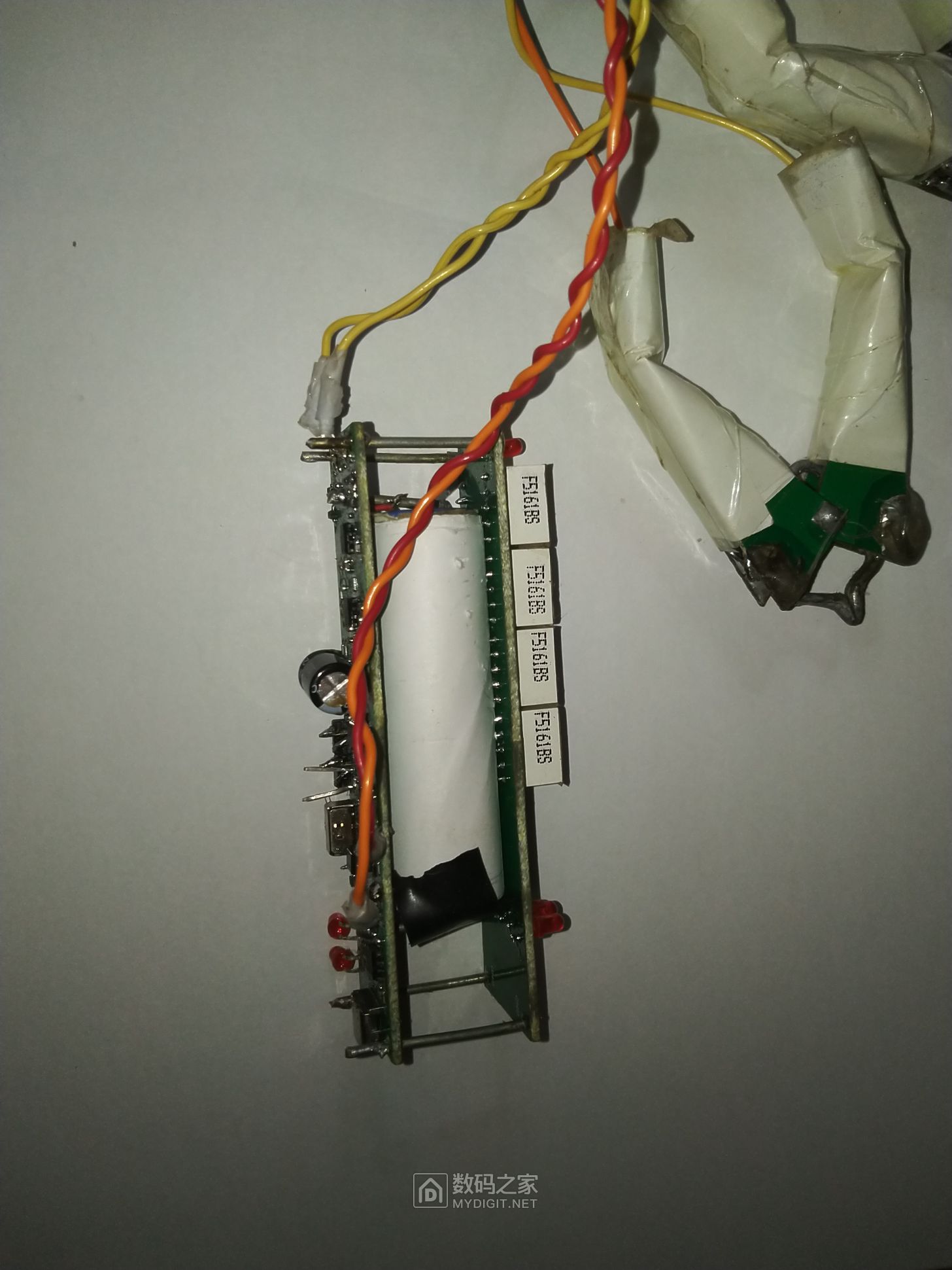 用0.5元的py32f002a单片机制作的电池內阻仪 - 创意DIY 数码之家