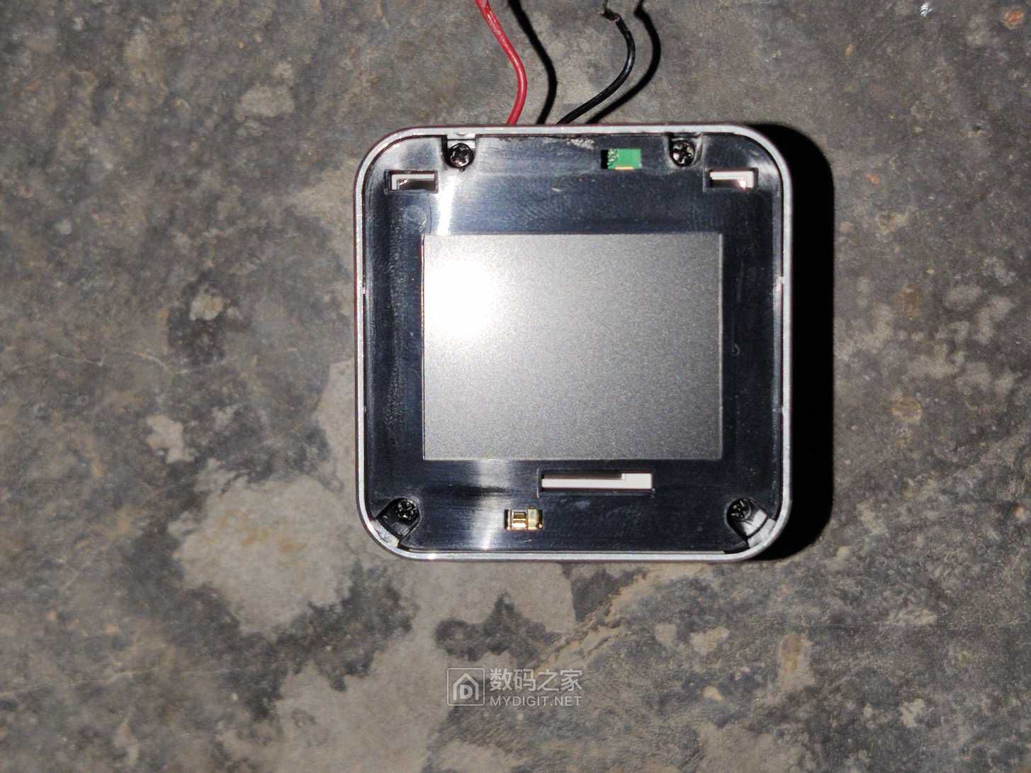 拆解台湾产DOD-ONE内置存储行车记录仪 - 拆机乐园 数码之家