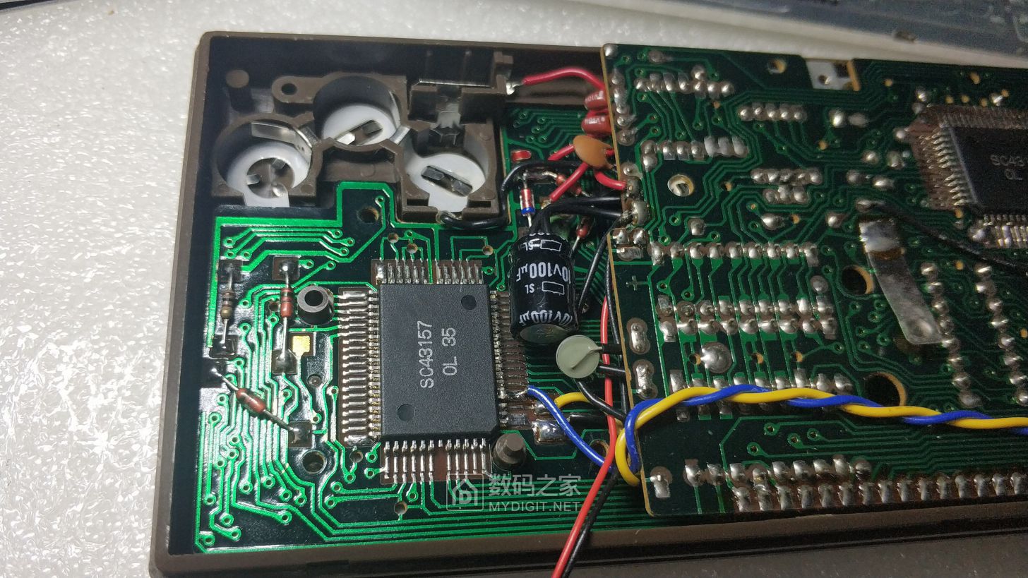 比计算器高级的夏普古董口袋电脑（SHARP PC-1211） - 硬件博物馆 数码之家