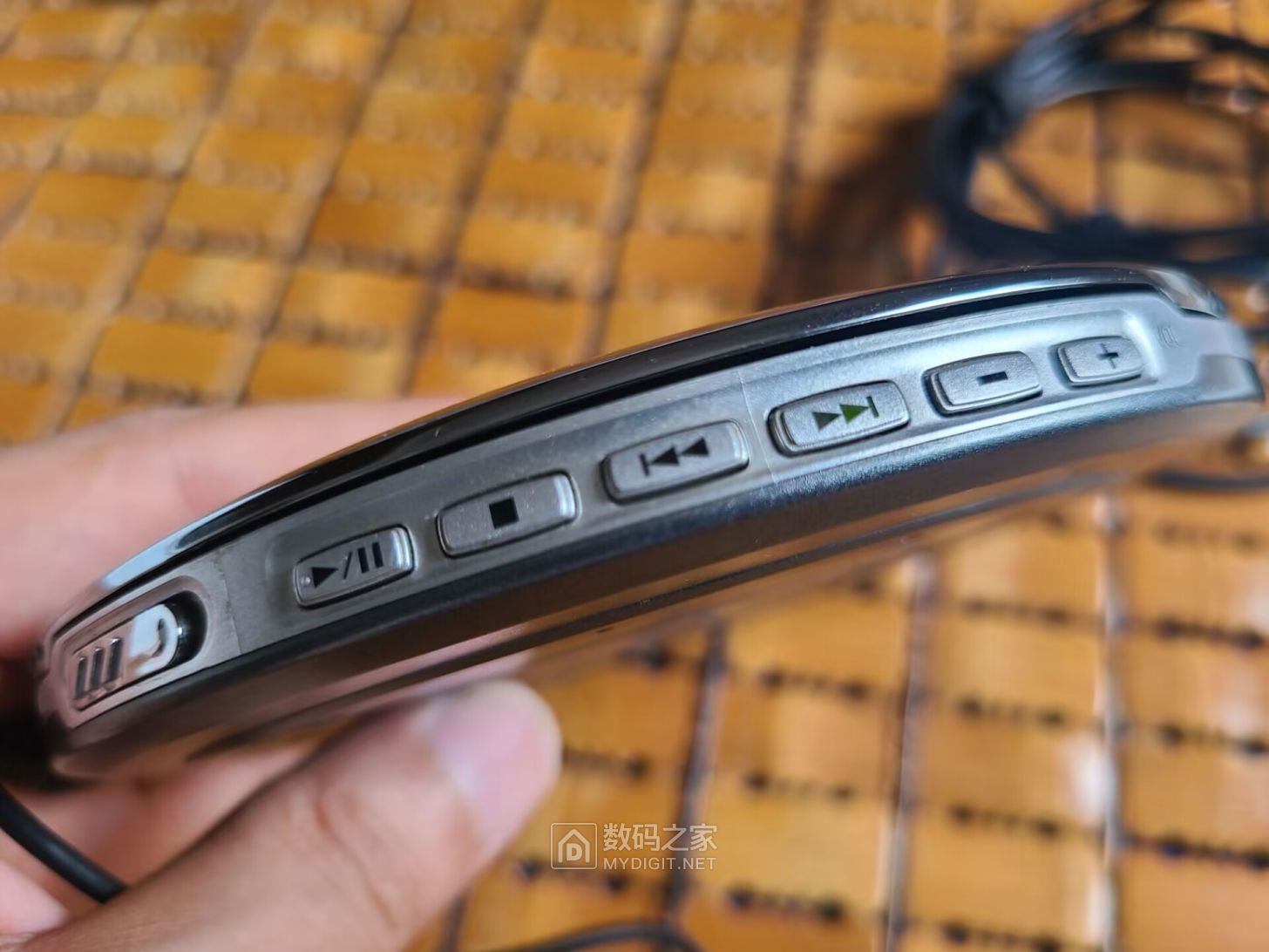 松下旗舰CD随身听SL-CT810拆解打理 - 拆机乐园 数码之家