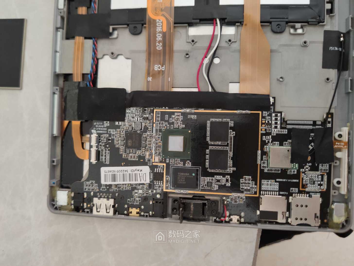 拆一个台电tbook16s z8300 4+64 - 拆机乐园 数码之家