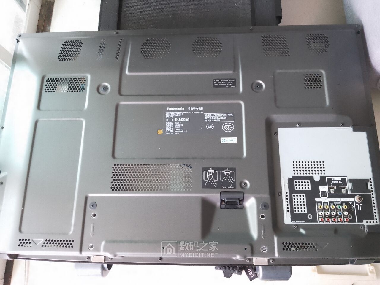 拆修一台松下等离子 TH-P42S10C - 拆机乐园 数码之家