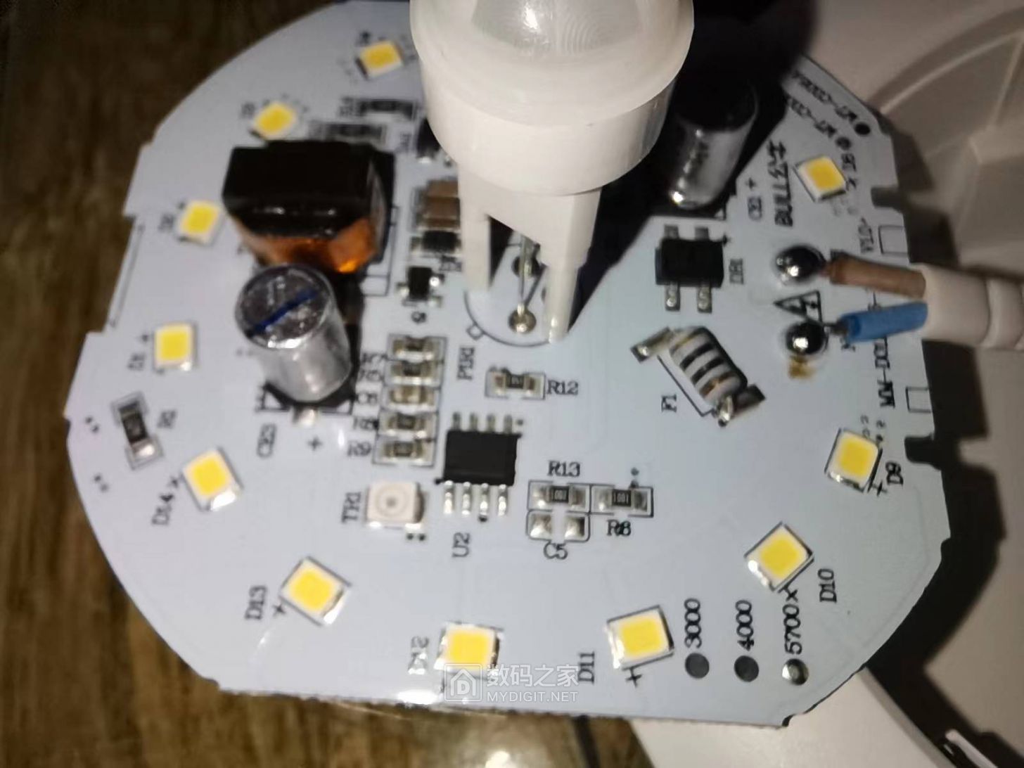 求助：公牛感应灯，如何延长照亮时间。 - 手电筒/照明 数码之家