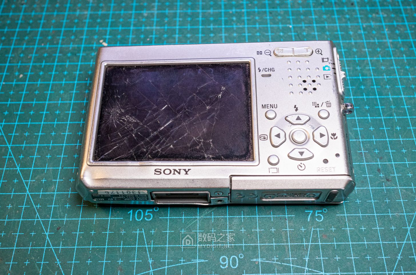 20年前搭载潜望镜变焦的索尼DSC-T1数码相机拆解及利用 - 拆机乐园 数码之家