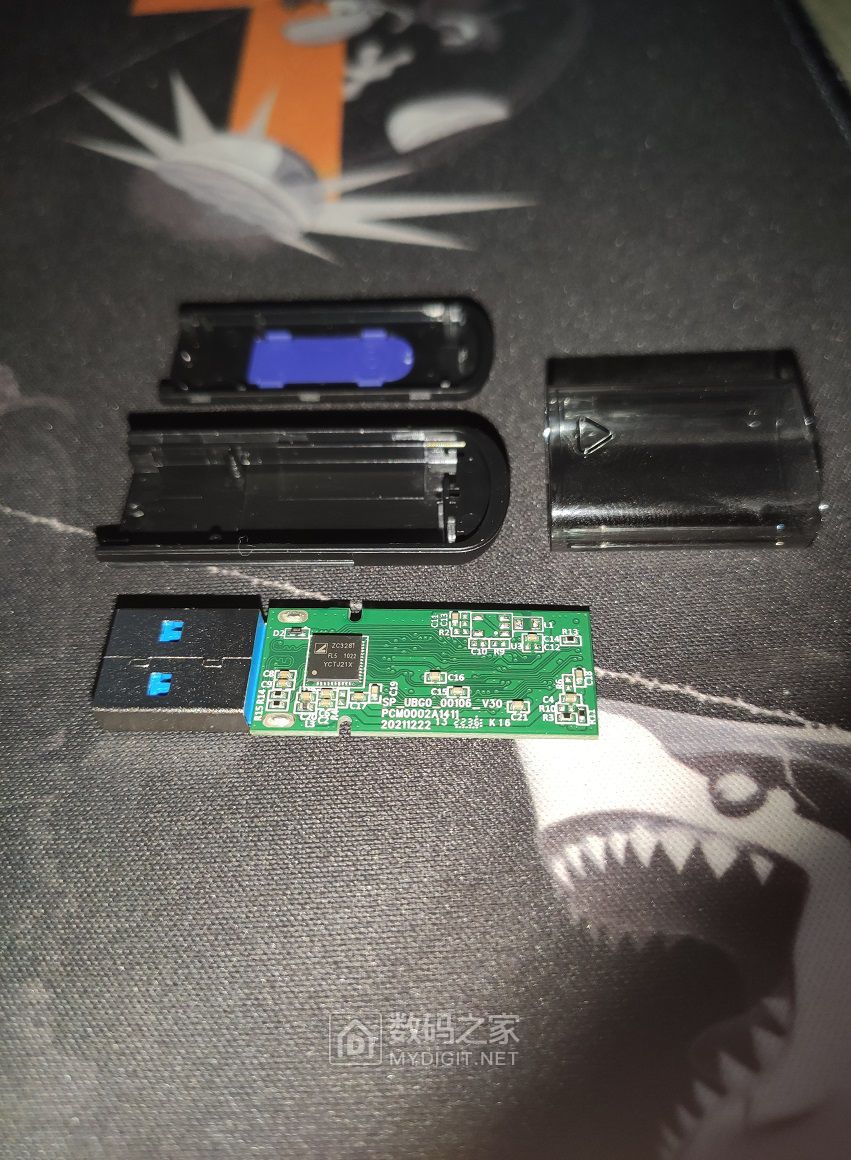 雷克沙 S57 32G 原来用的是 FC3379 FL - U盘存储技术 数码之家