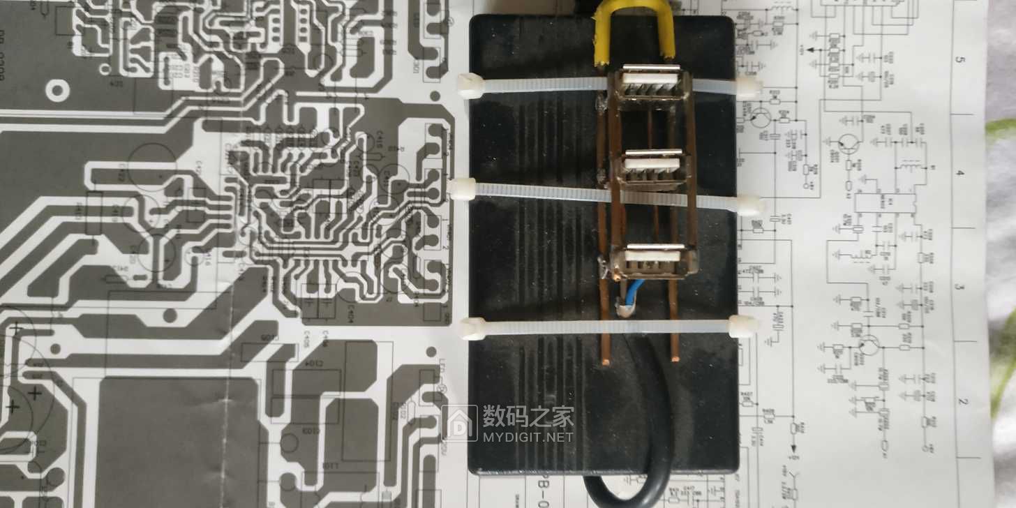 5V5A电源如何降低空载功耗？ - 拆机乐园 数码之家