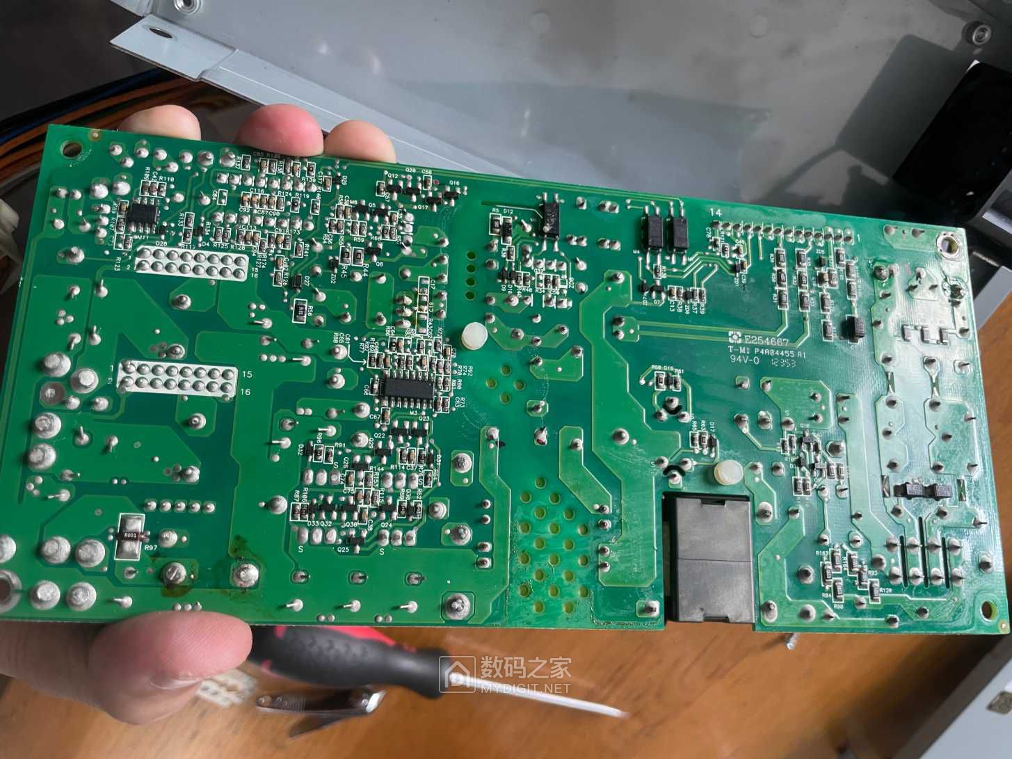 拆50块的康舒FS9030金牌400w大1u电源 - 拆机乐园 数码之家