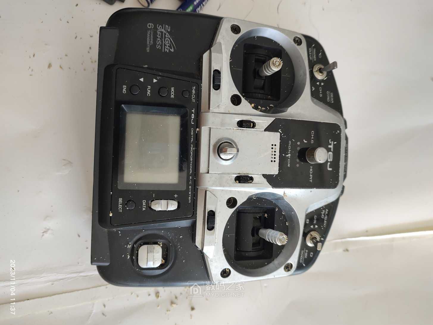 futaba也就那样，拆futaba T6j - 拆机乐园 数码之家