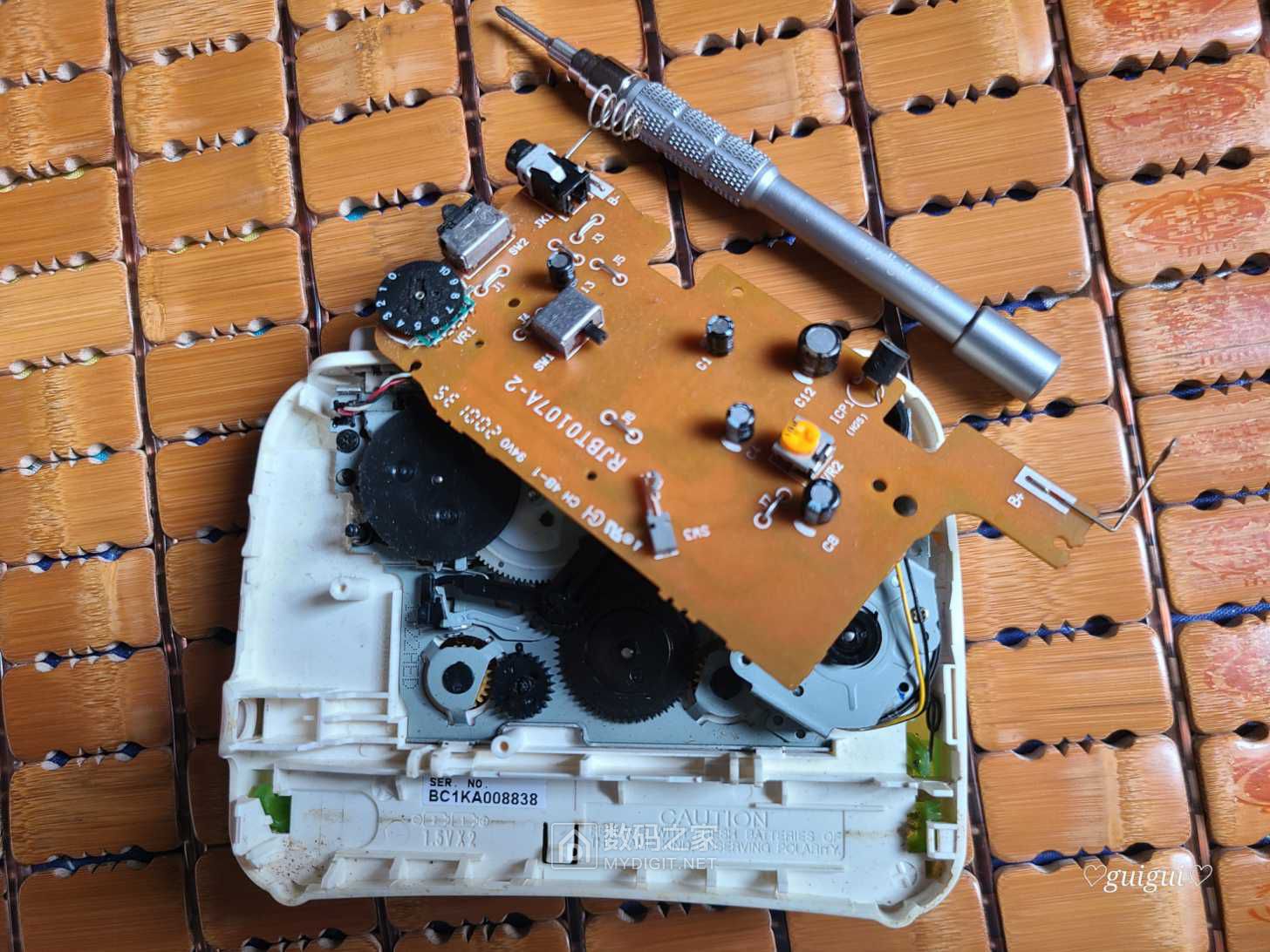 0元购松下磁带随身听RQ-CW05拆解 - 拆机乐园 数码之家