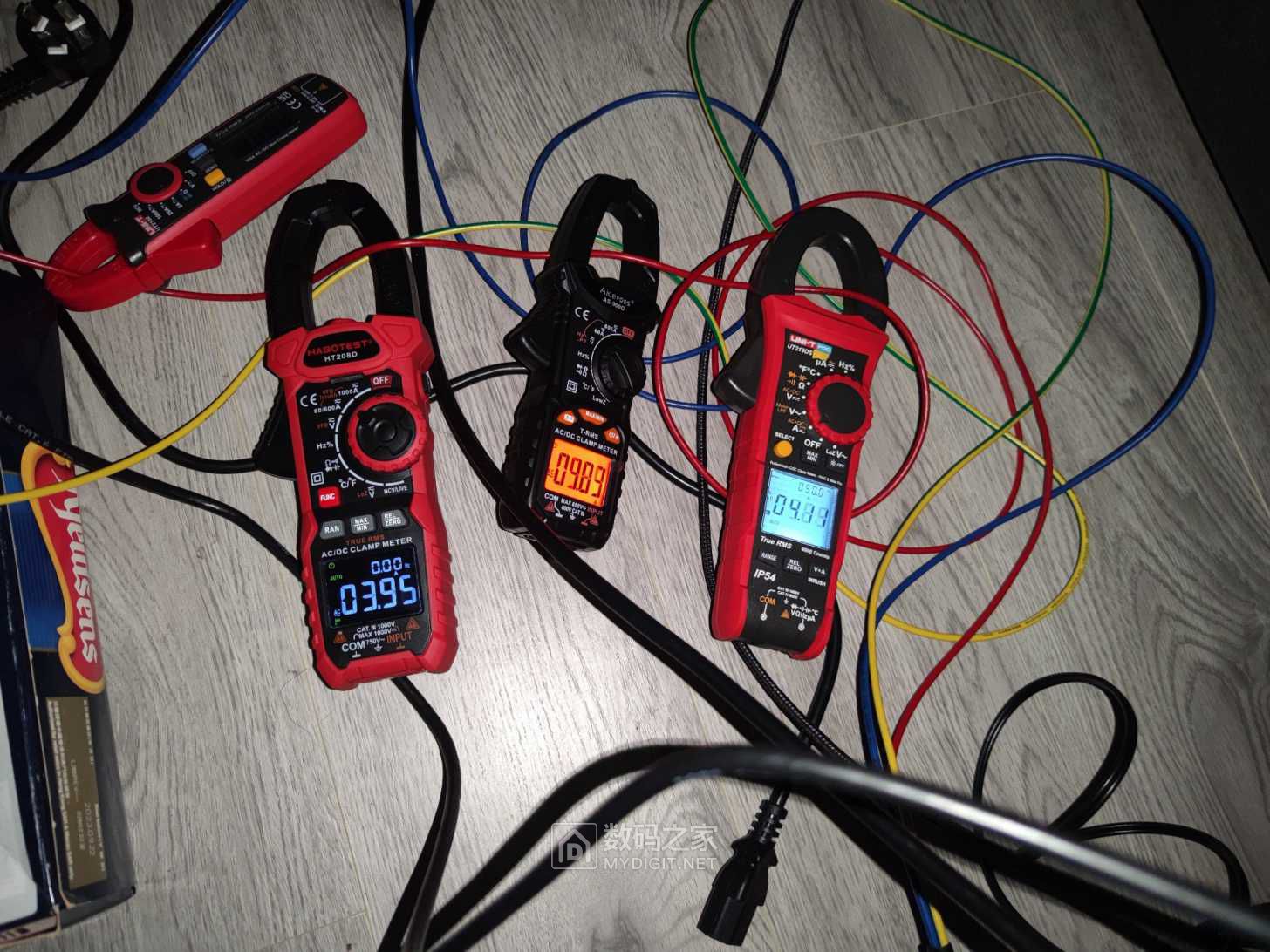DTM0660和1106钳表的电流档频率功能完全是废的 - 仪表谈谈 数码之家