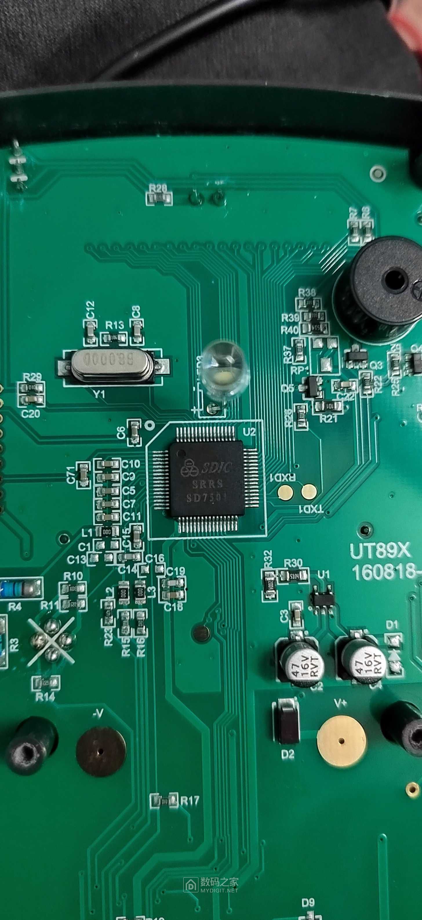 优利德万用表UT89X - 拆机乐园 数码之家