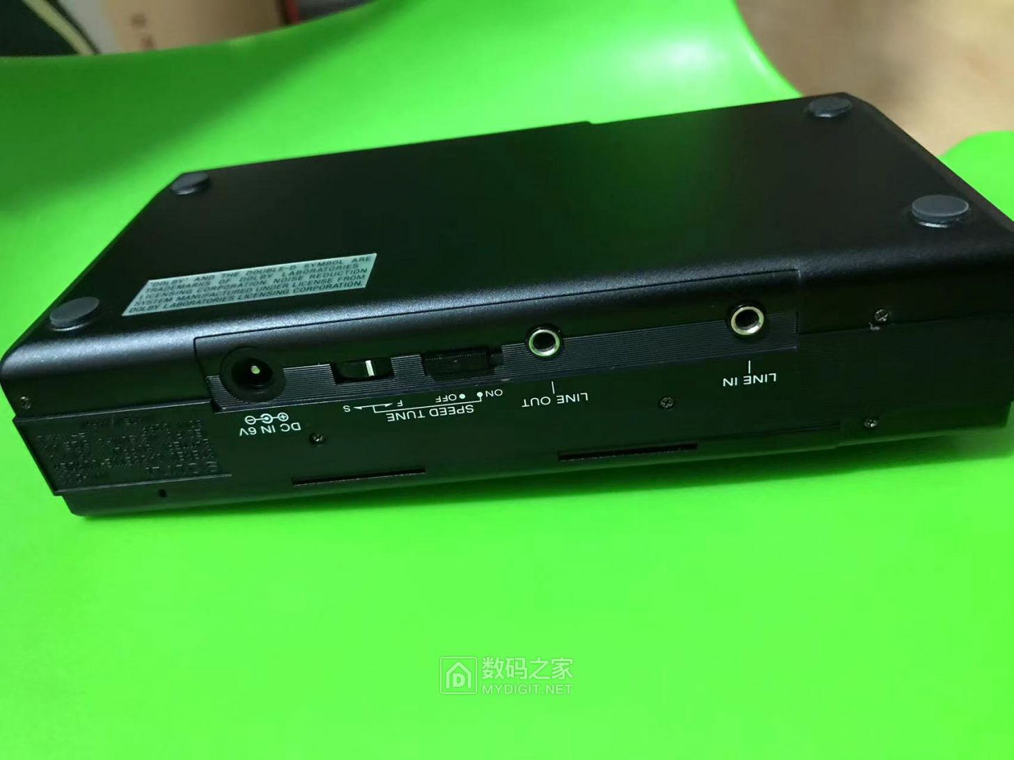 传说中的索尼机皇随身听：SONY WM-D6C - 拆机乐园 数码之家