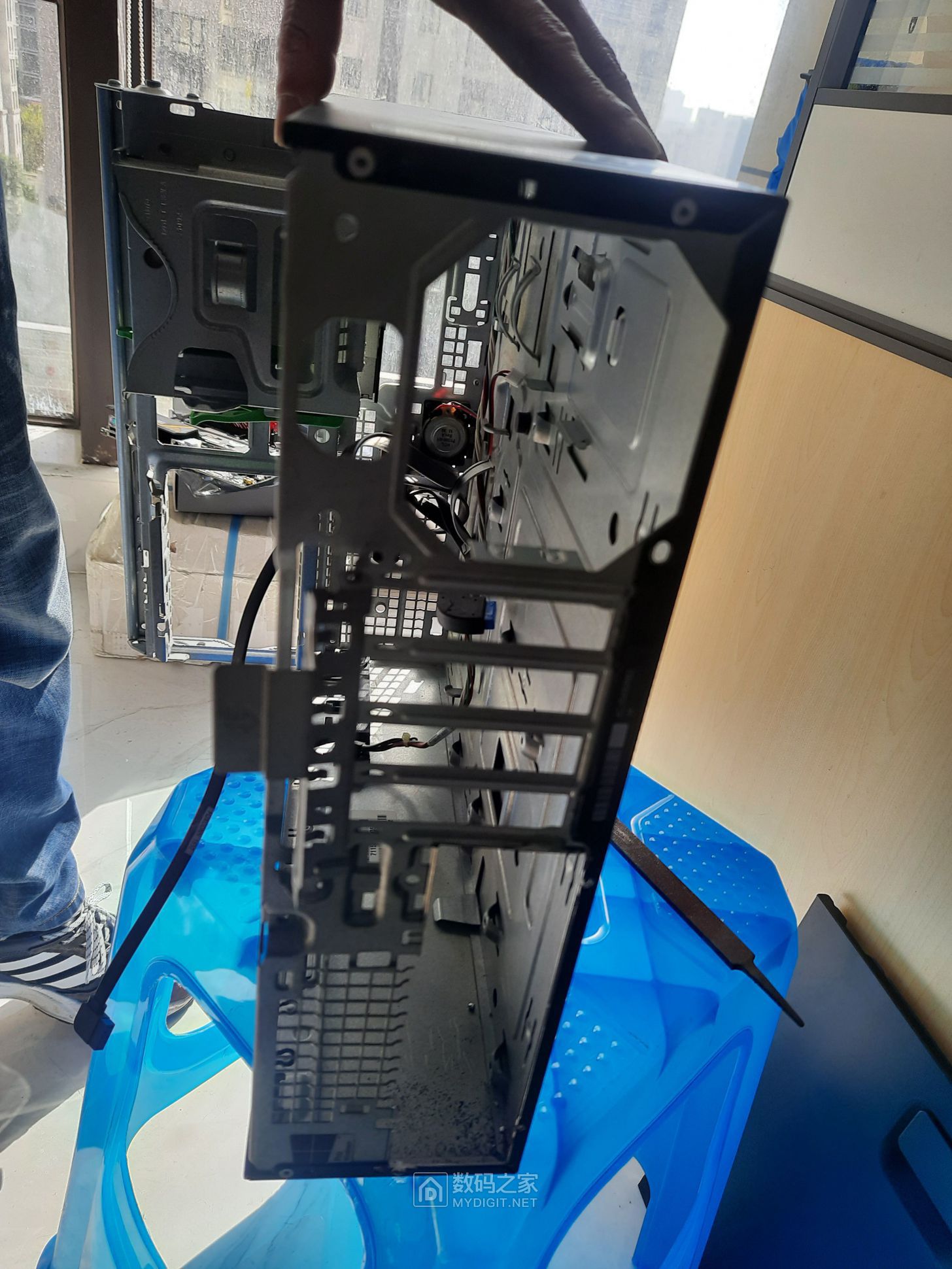 改惠普ProDesk品牌机箱安装普通的mATX主板 - 创意DIY 数码之家
