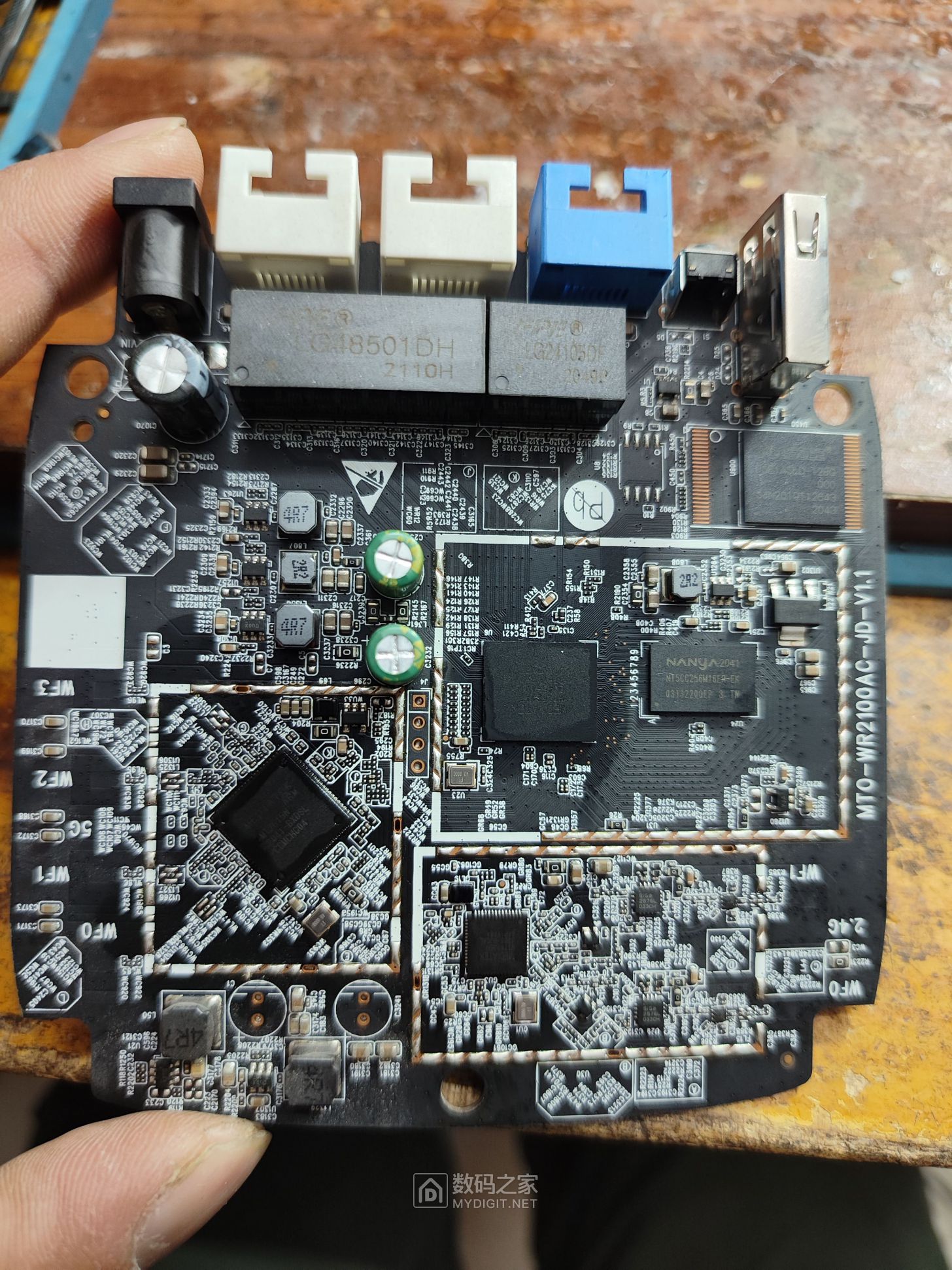 我这个RE-SP-01A尊享版128G是缩水版的？ - WiFi/路由器 数码之家