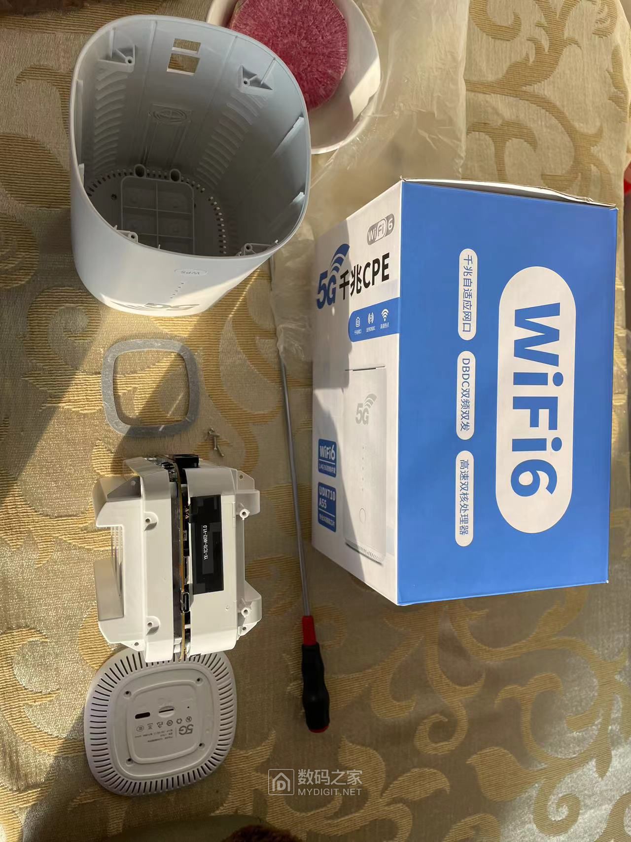 拆5G-CPE宽带-型号-得润L70CB - 拆机乐园 数码之家