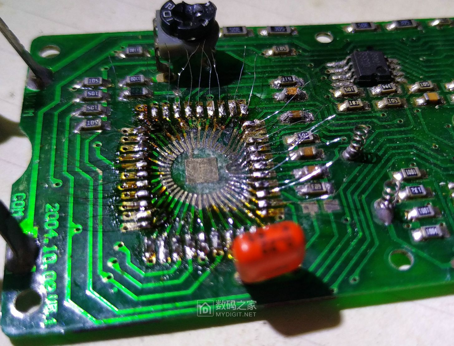 为DT303钳型数字万用表更换ICL7106 CM44芯片 - 维修达人 数码之家