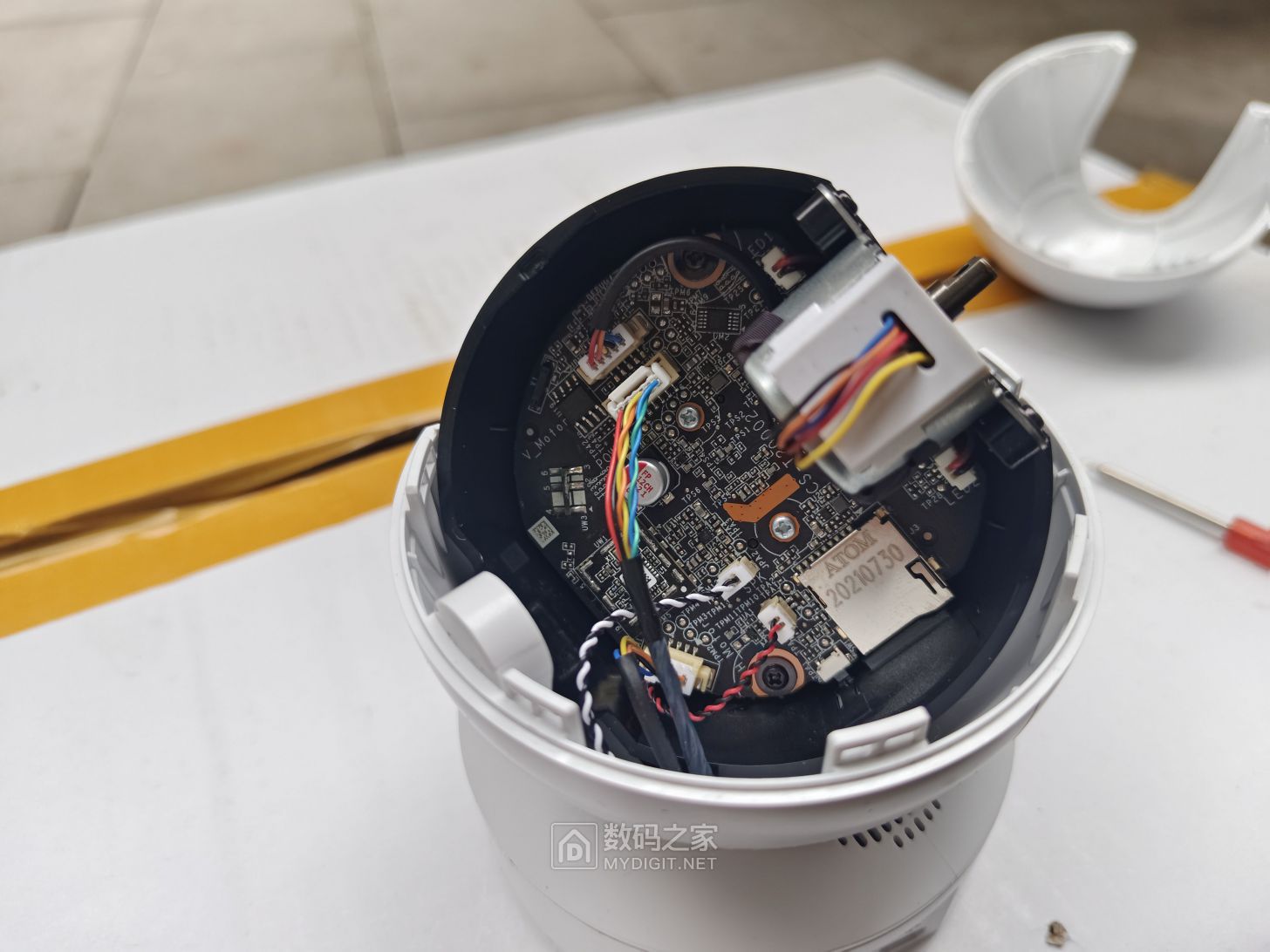 移动版的萤石摄像头cs-my3-3why拆解。如何解绑？ - 拆机乐园 数码之家