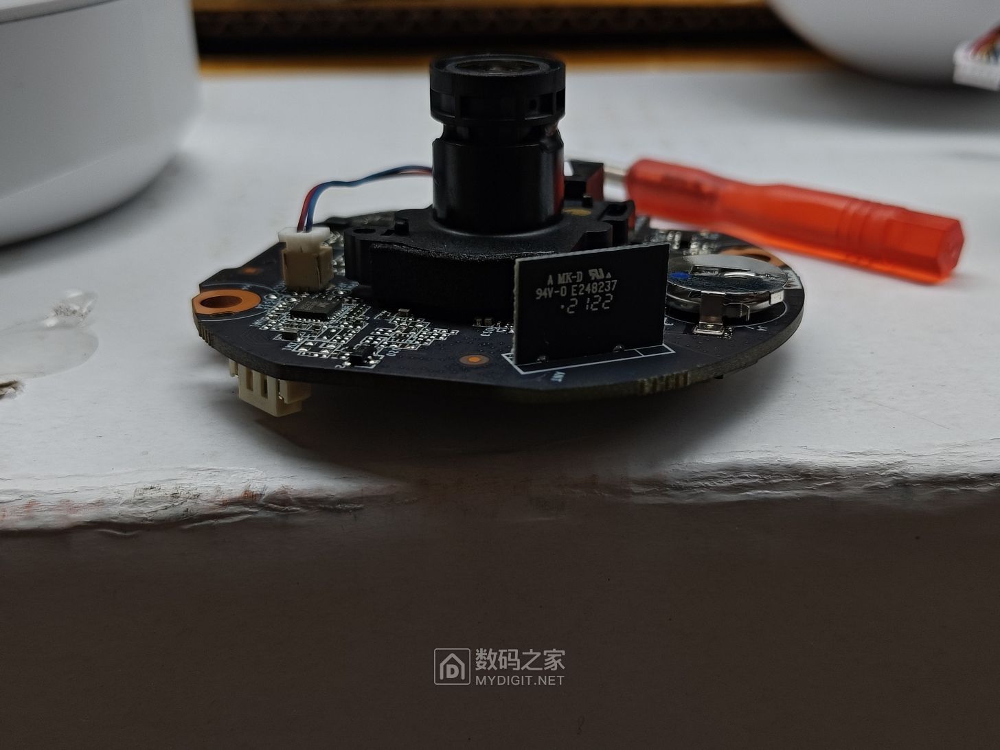 移动版的萤石摄像头cs-my3-3why拆解。如何解绑？ - 拆机乐园 数码之家