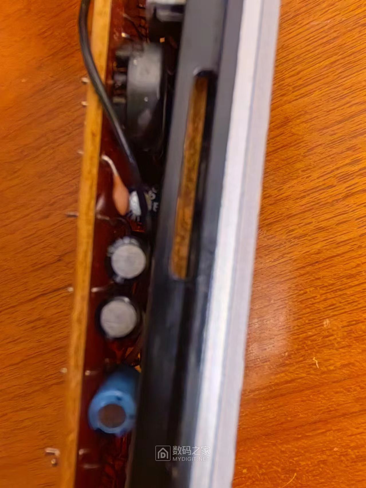 小拆夏普荧光计算器 SHARP EL-5001/EL-5002 - 拆机乐园 数码之家