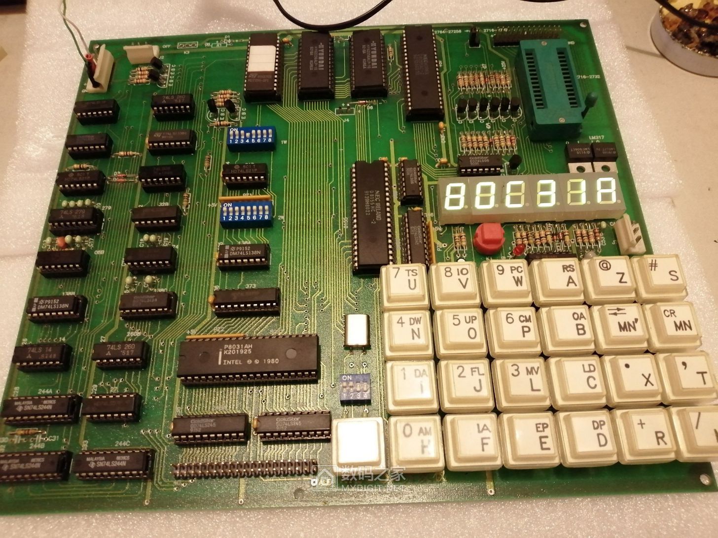 INTEL 8031 CPU 单板机 - 硬件博物馆 数码之家