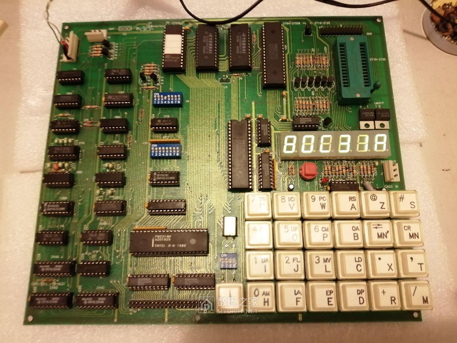 INTEL 8031 CPU 单板机 - 硬件博物馆 数码之家