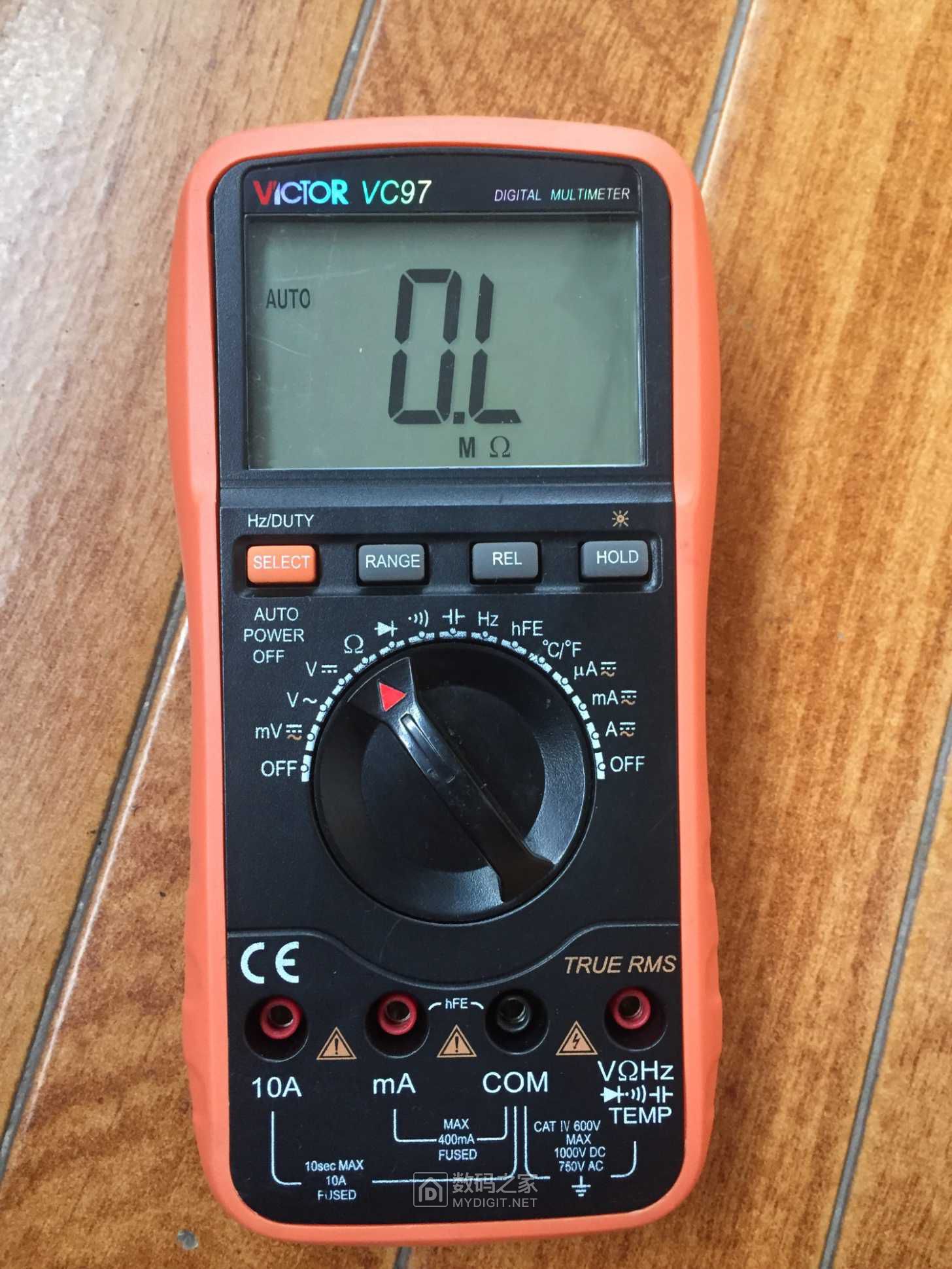 拆一个胜利万用表VC97 - 拆机乐园 数码之家