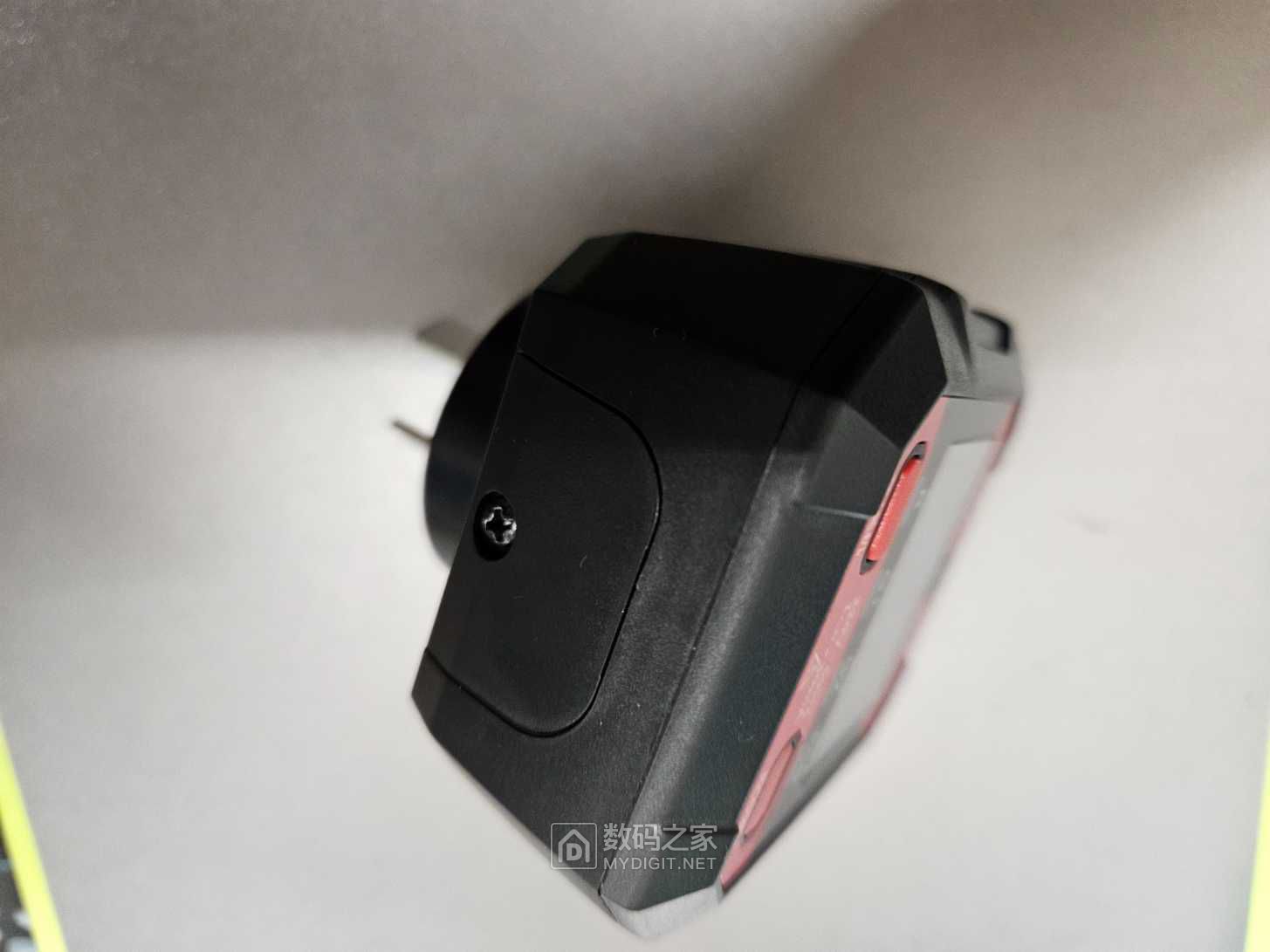 拆解德力西EM906插座测试仪，带显示屏的接线检测插头 - 拆机乐园 数码之家