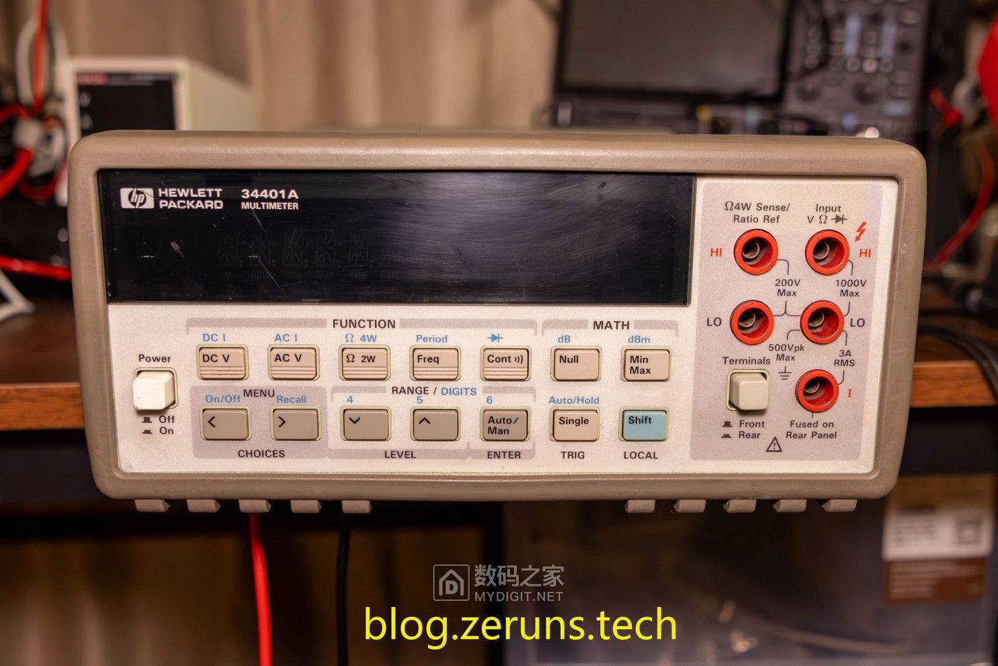 入手了台二手的惠普34401A六位半万用表，简单测试一下 - 仪表谈谈 数码之家