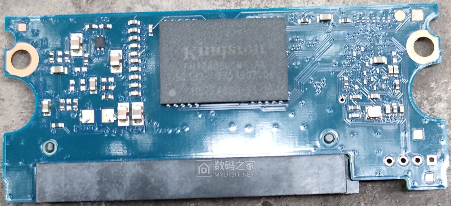 金士顿240G 88nv1120+丝印FH12808UCM1-A4 - SSD存储技术 数码之家