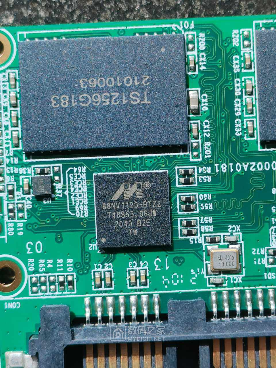 金士顿240G 88nv1120+丝印FH12808UCM1-A4 - SSD存储技术 数码之家