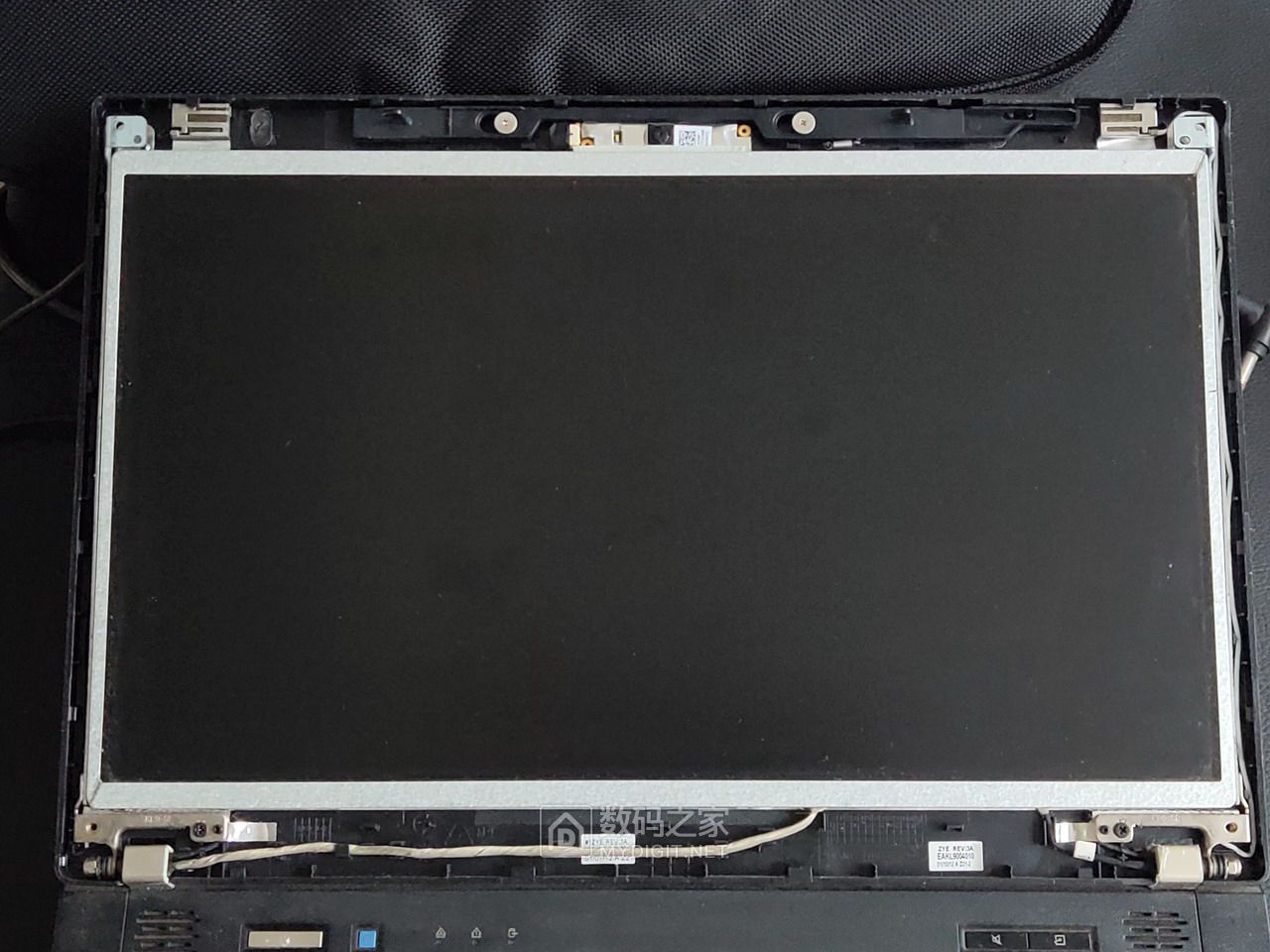 联想昭阳E47A笔记本开机黑屏拆修，拆了也没找到问题，不知屏还是显卡坏了 - 拆机乐园 数码之家