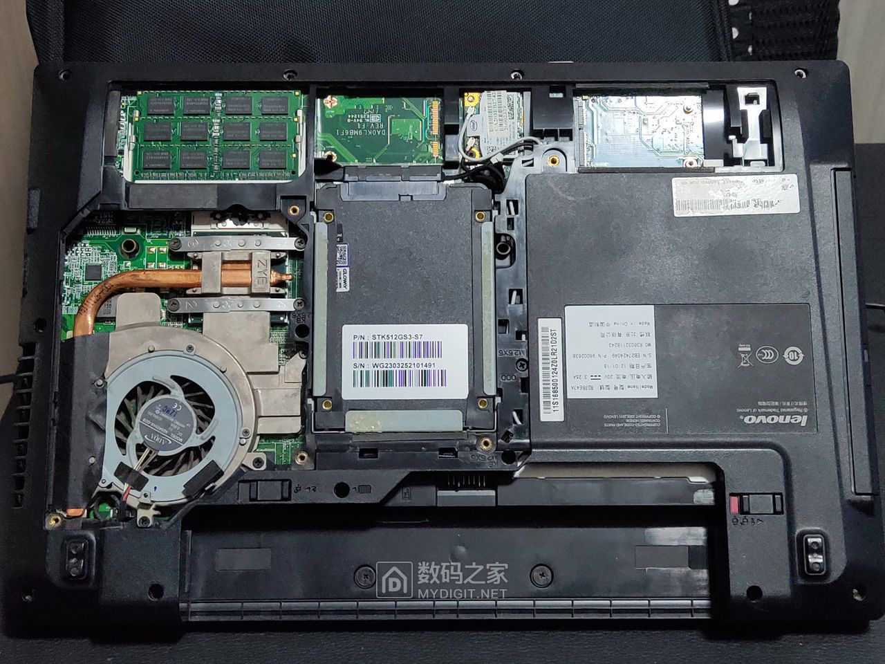 联想昭阳E47A笔记本开机黑屏拆修，拆了也没找到问题，不知屏还是显卡坏了 - 拆机乐园 数码之家