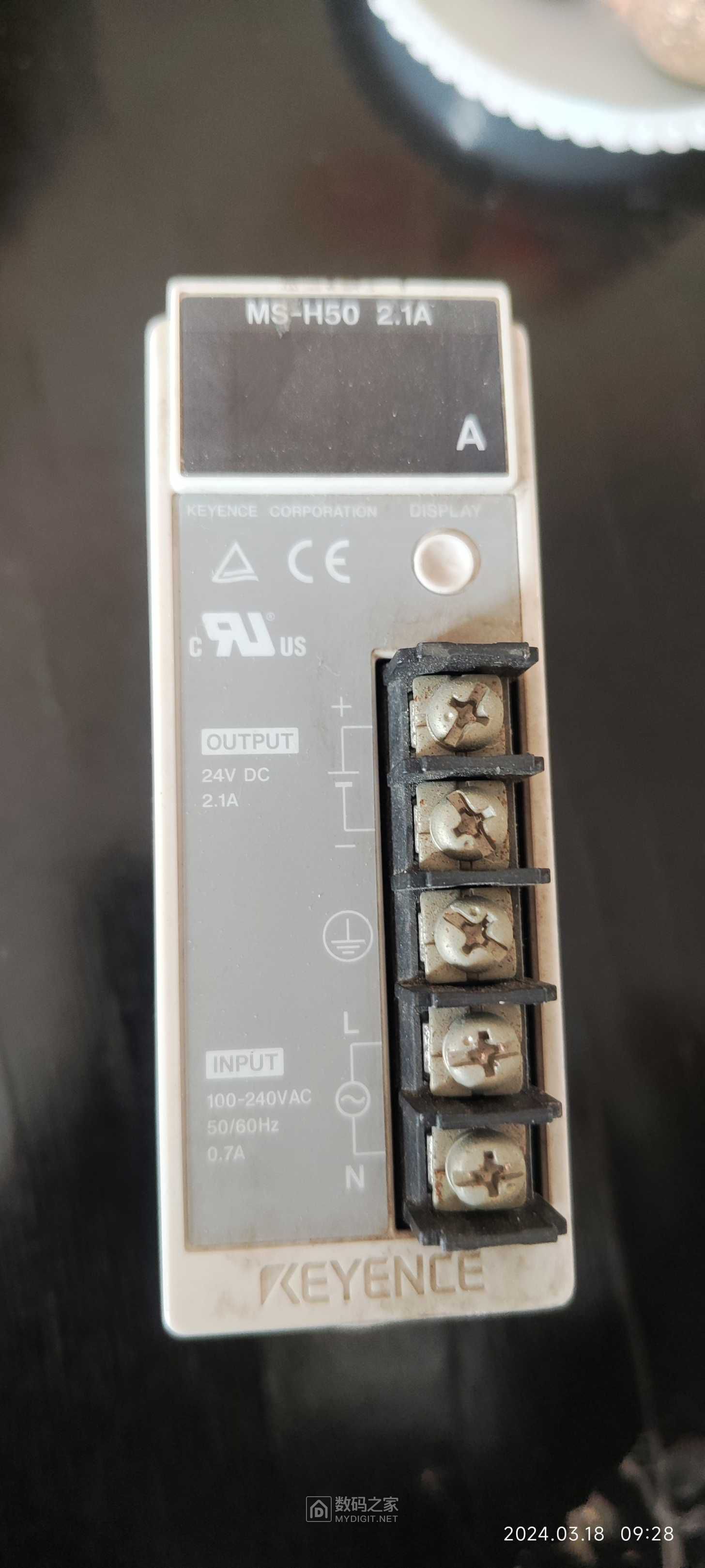 鬼子的PLC电源拆解：KEYENCE MS-H50 - 拆机乐园 数码之家
