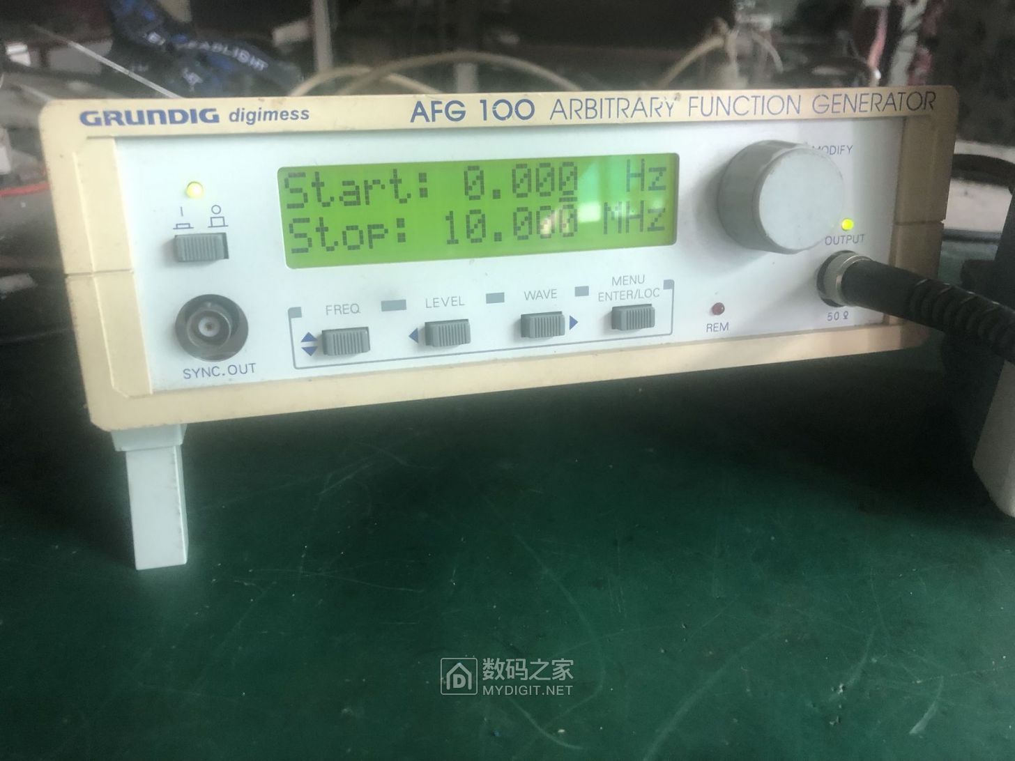 德国根德函数信号发生器AFG100 - 数码交易区 数码之家